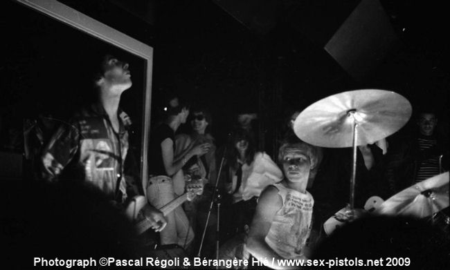 God Save The Sex Pistols - Chalet Du Lac. Exclusive Pictures. Page 4