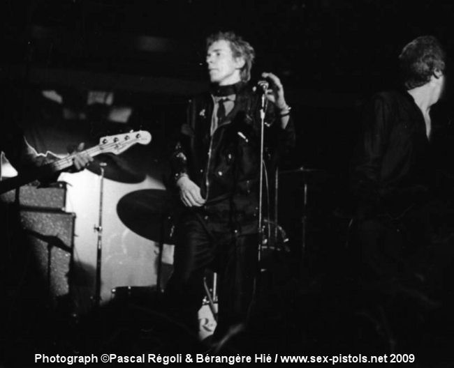 God Save The Sex Pistols - Chalet Du Lac. Exclusive Pictures. Page 4